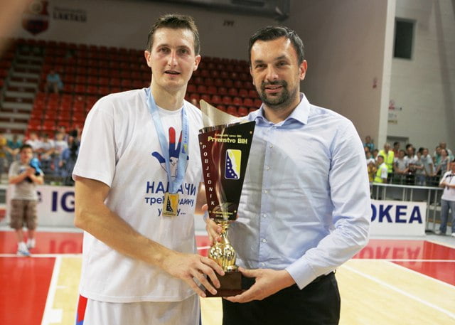 Kako su prošli bivši košarkaši i košarkašice na izborima: Dino ...