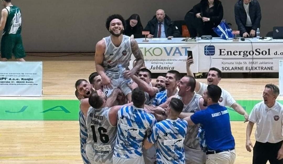 Slika dana: Smith na ramenima Basket Živiničana - BH Basket
