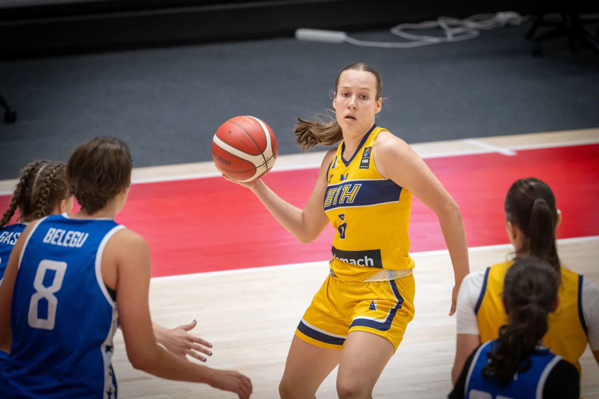 Zmajice zapjevale sevdalinku protiv Norveške: Bosno, divna, mila 105 ...